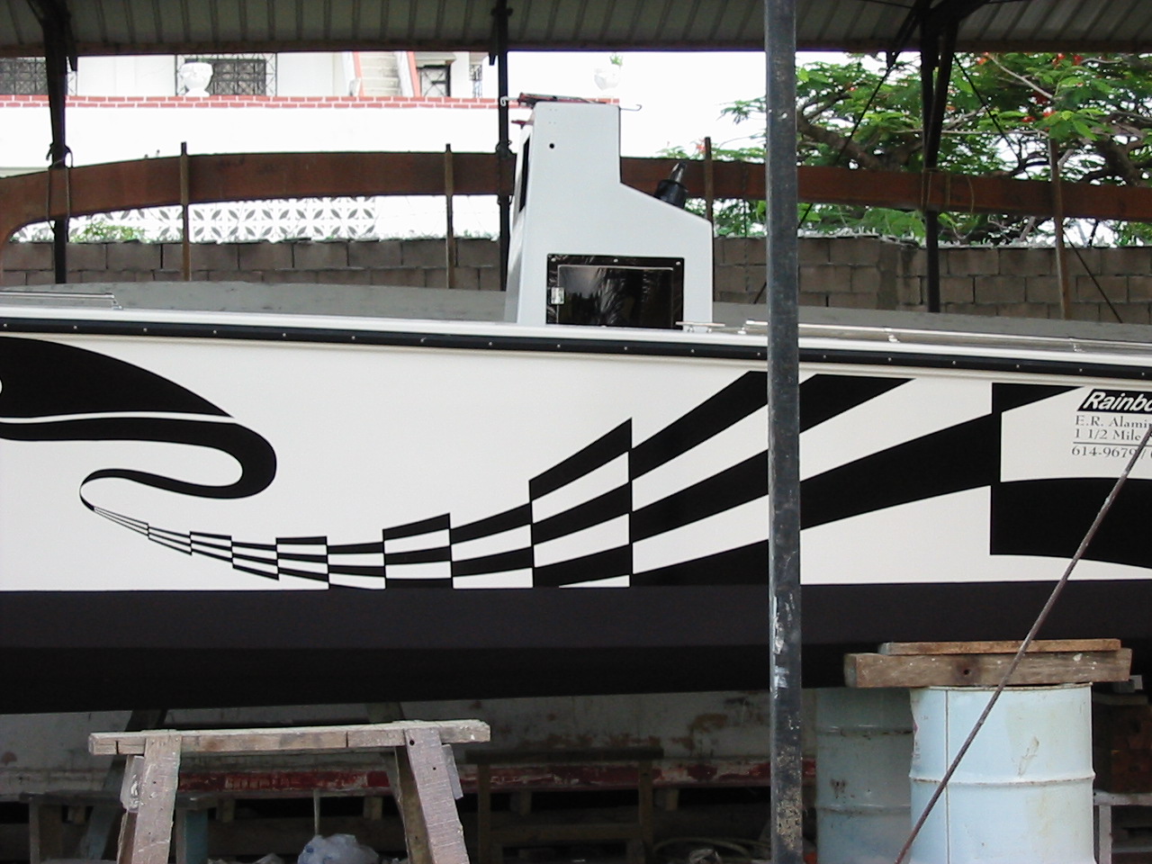 Decal & Boat Letterings | Slingshot-signs.com