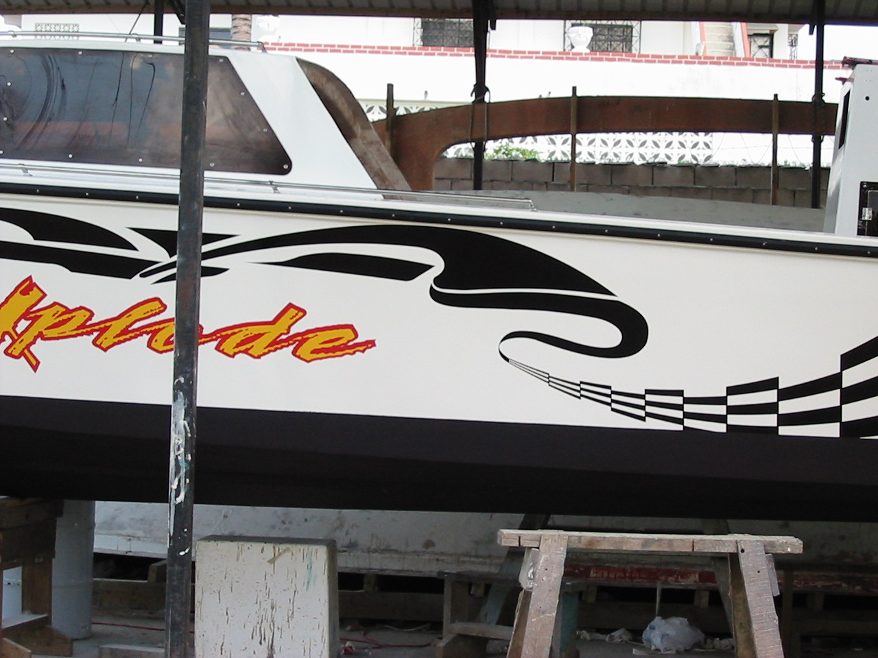 Decal & Boat Letterings | Slingshot-signs.com