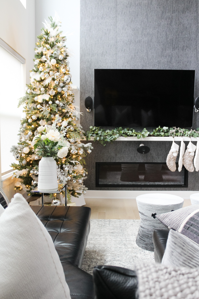 Elegant Modern Christmas Home Tour