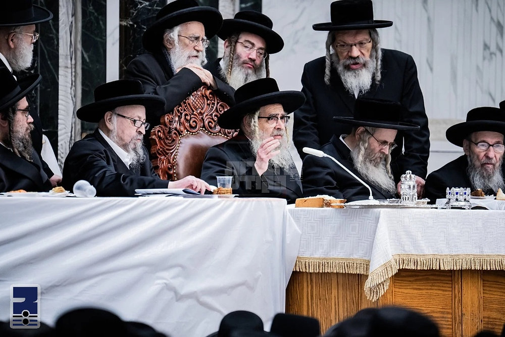 ווידיאו • האד' מסאטמאר פראקלאמירט נייע דירות פראיעקטן אין "מאנטיסעלאו ...