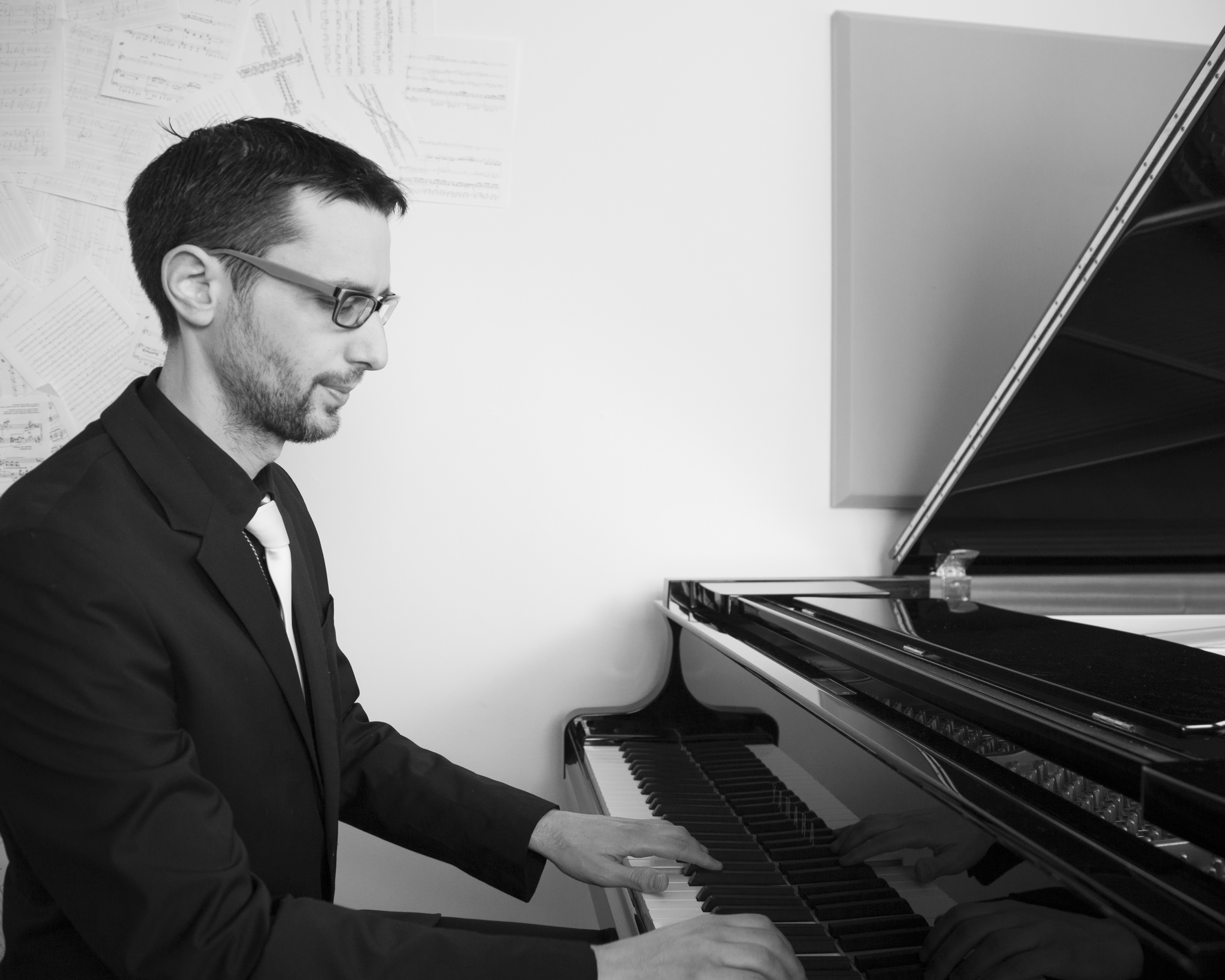 Amit Weiner - Composer and Pianist | Contemporary Classical Music