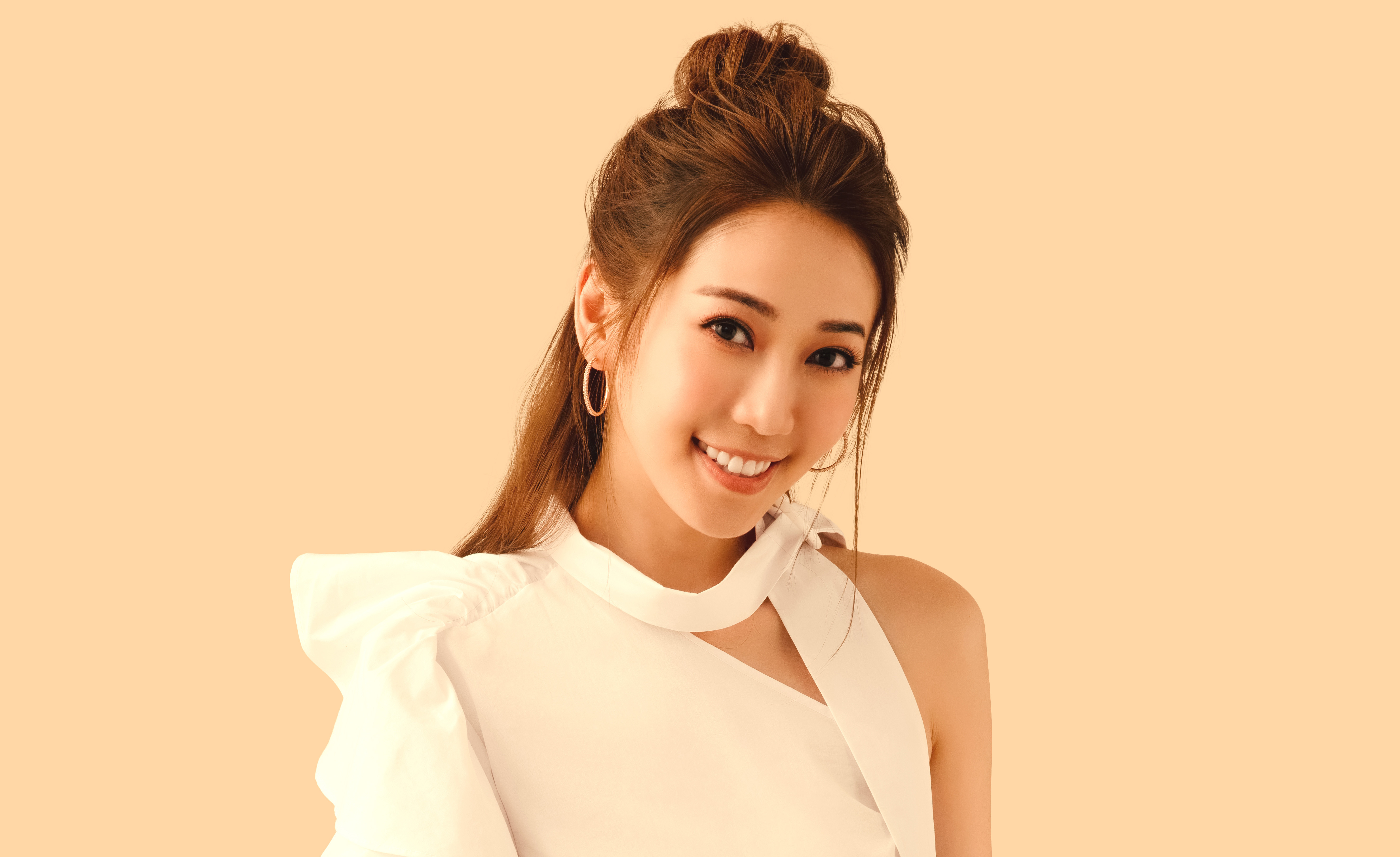 Jam Cast | Jessica Tsoi