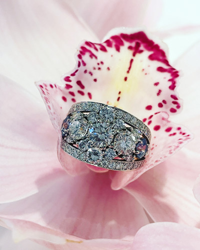 A Beautiful Diamond and Sapphire Ring | Youngs Jewellers