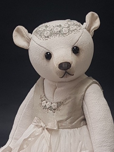 Grace | Victoria Allum Bears