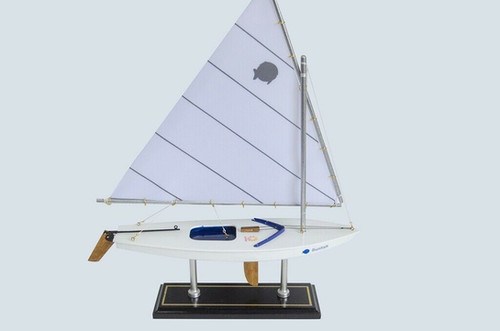 Wooden SUNFISH Model Sailboat Decoration 16-7 | LK Scale Models