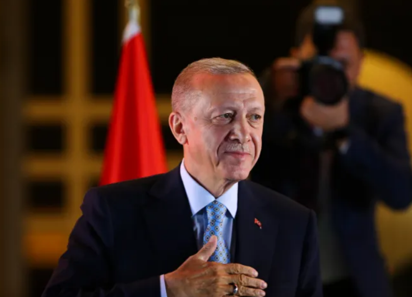 Rüyada Recep Tayyip Erdoğan'ı görmek | TAROTIKA.COM