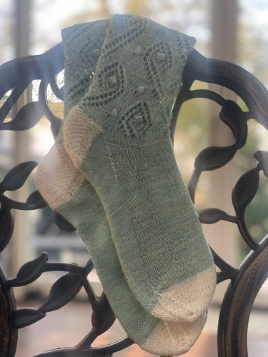Ostrich Fern Socks | Key Knits
