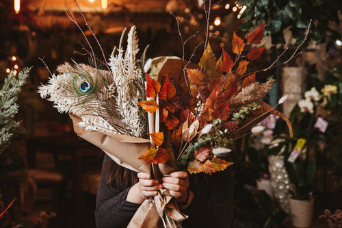 Seasonal Permanent Botanical Wraps | Victoria's Garden