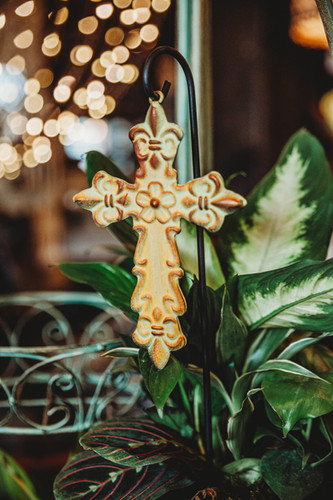 Shepherd's Hook Cross | Victoria's Garden