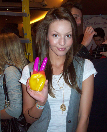 WAX HANDS | Ofek Events