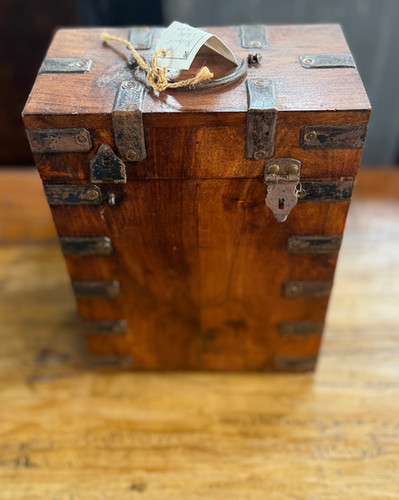 Rustic Portable Wine Box - Wooden Liquor Storage | Veranda Real Wood ...
