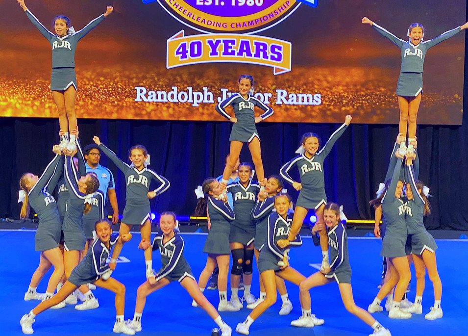 RJR Picture Gallery | rhs-rams-cheer