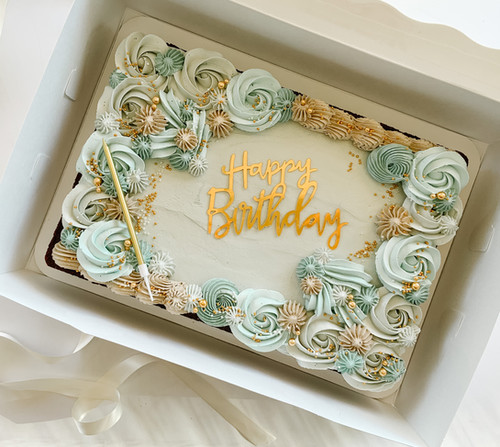Lux Sheet Cake | Ginger&Spice Cakery
