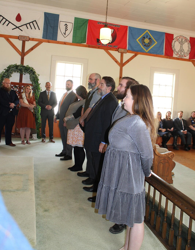 New Folkbuilders Take Their Oaths