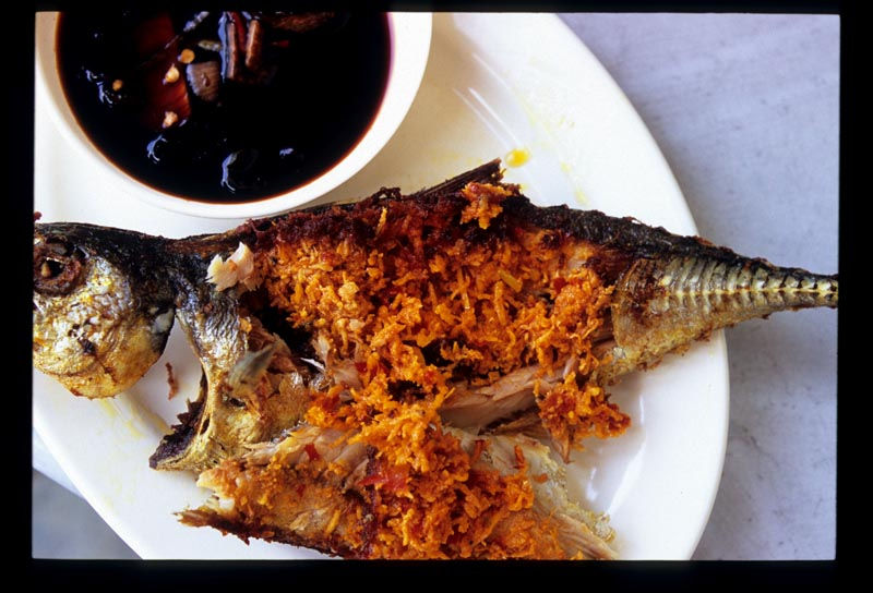 Fried Kampung fish | dailymixedrice