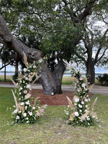 Florals For The Modern Romantic | Eden Rose