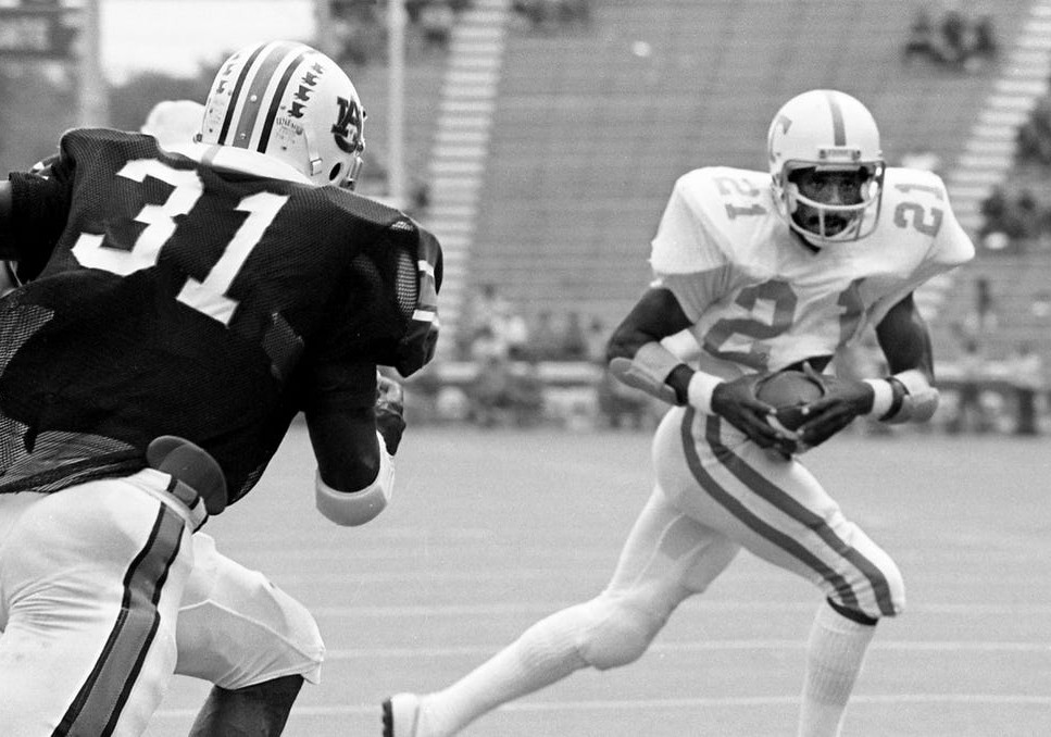 Auburn's Original Retro War Eagle