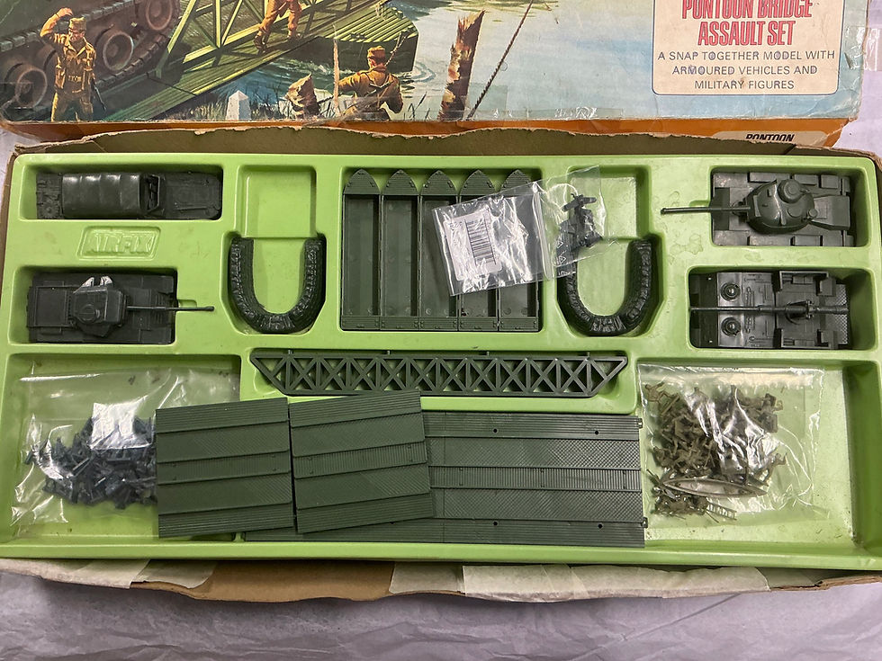 VINTAGE Airfix HO-OO 1/76 Scale Pontoon Bridge Assault Set Yellow box ...