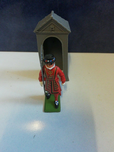Vintage Britains Metal Yeoman & Plastic Sentry Box Figure Made in ...