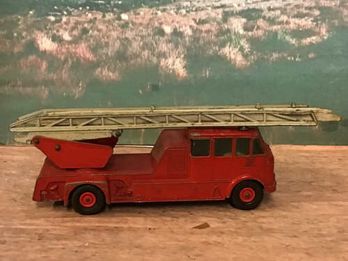 VINTAGE MATCHBOX MERRYWEATHER FIRE ENGINE KING SIZE NUMBER 15 | My ...