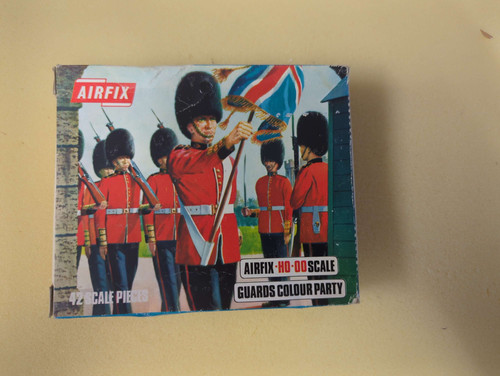 Airfix S2 01702 1/72 Guards Colour Party Plastic Figures Boxed | My ...