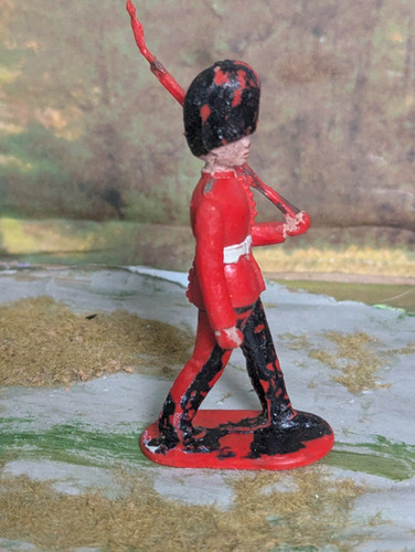 Vintage Crescent Plastic Grenadier Guards Various 1/32 | My Hobby ...