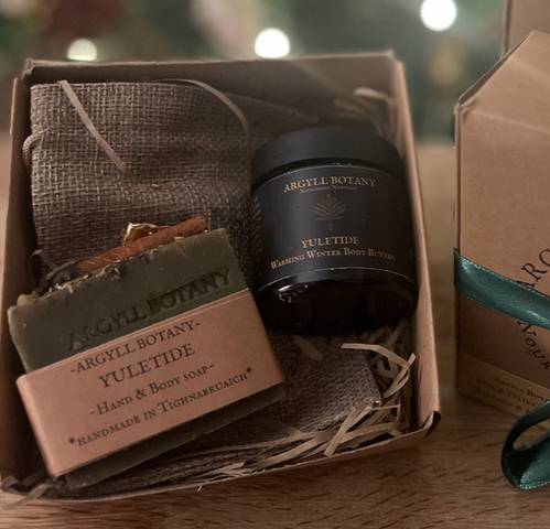 Yule Tide Mini Soap & Butter Gift Set | Logo1