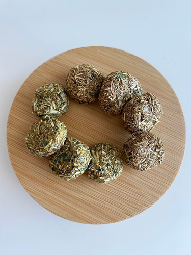 Oaten and Timothy Hay Nuggets | Pickle's Garden