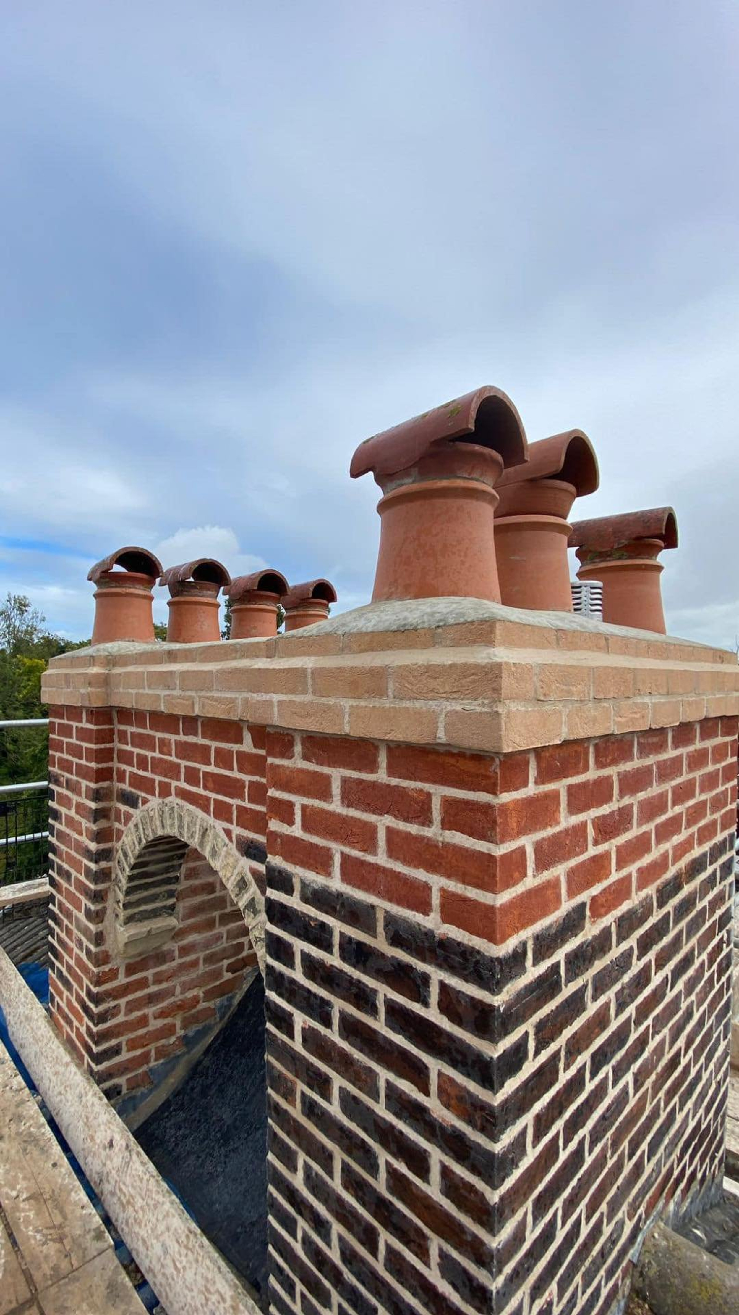 Chimney Stack Repairs and Rebuilding Work | PointUK