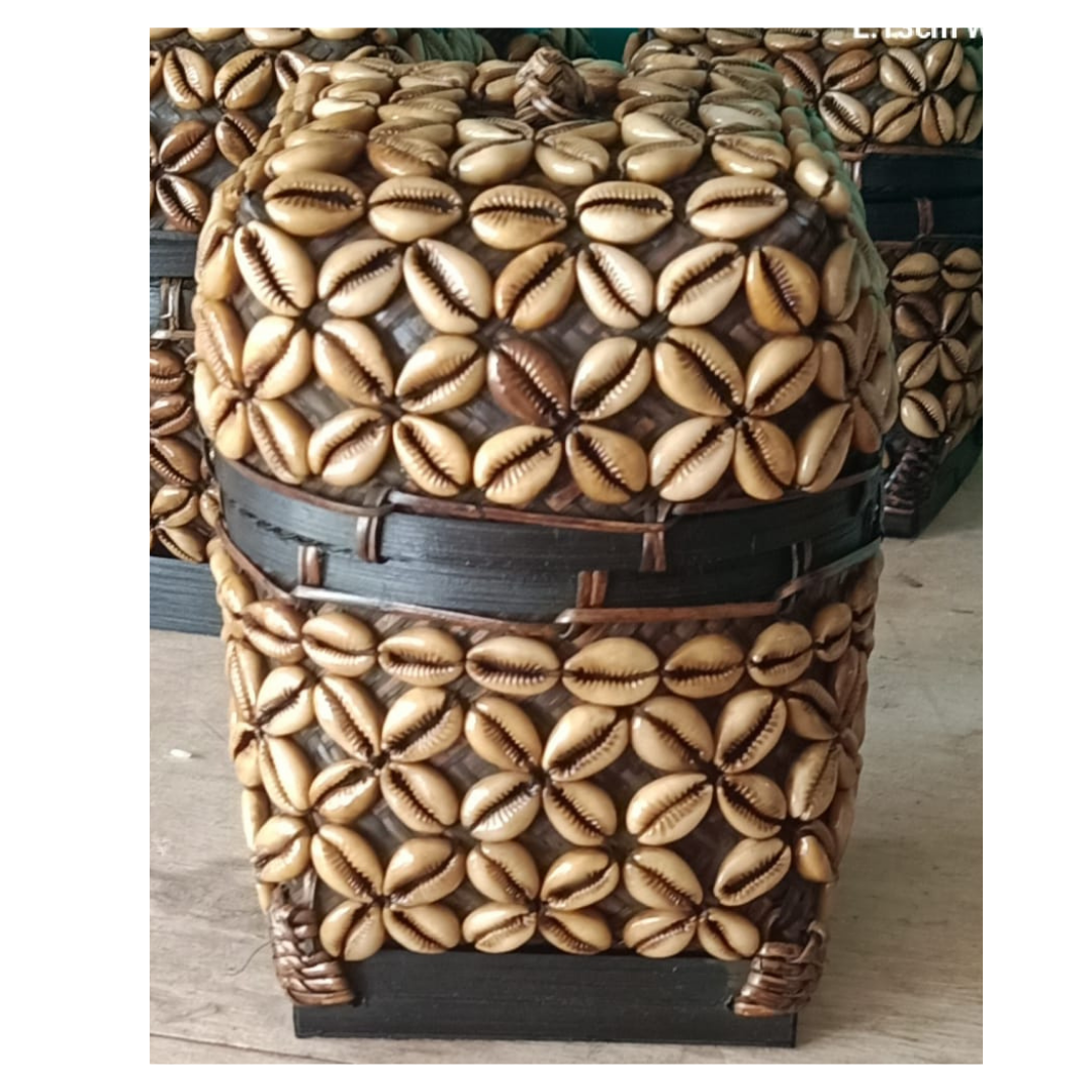 Bali Box With Sea Shells - Latalier a Bali