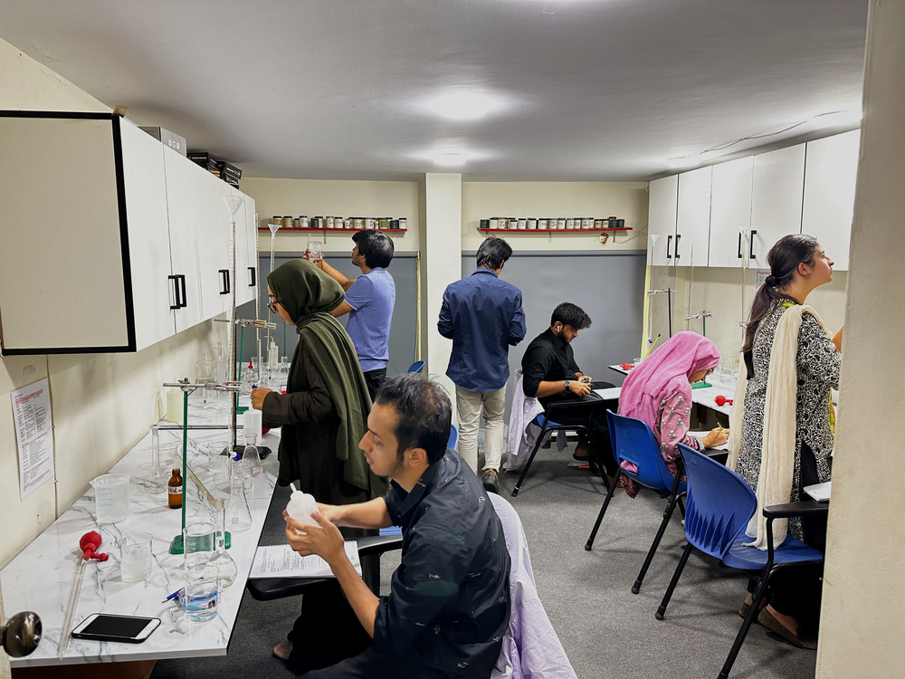 A Comprehensive Guide to A-Level Practical Physics, Chemistry, and ...