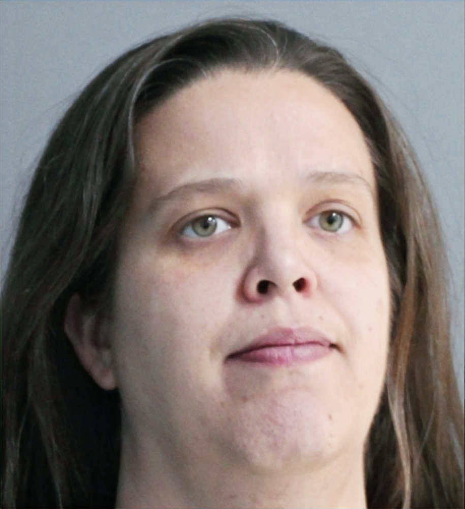 Woman who allegedly threatened District Court Judge Jason Cashon plans ...