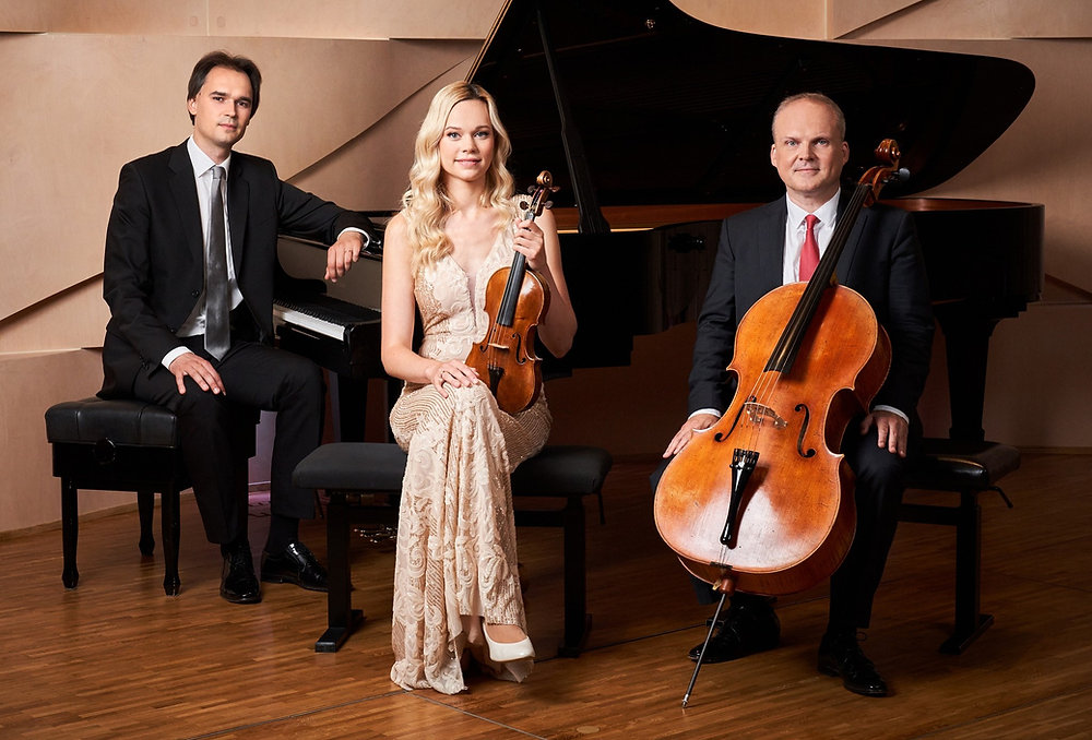 Trio Poll - Varema - Poll