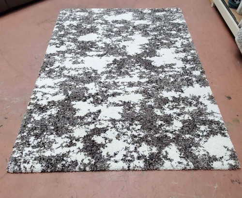 New Thomasville Area Rug Shag. 5ft x 7ft, Grey Ivory | Home Goods Bargains