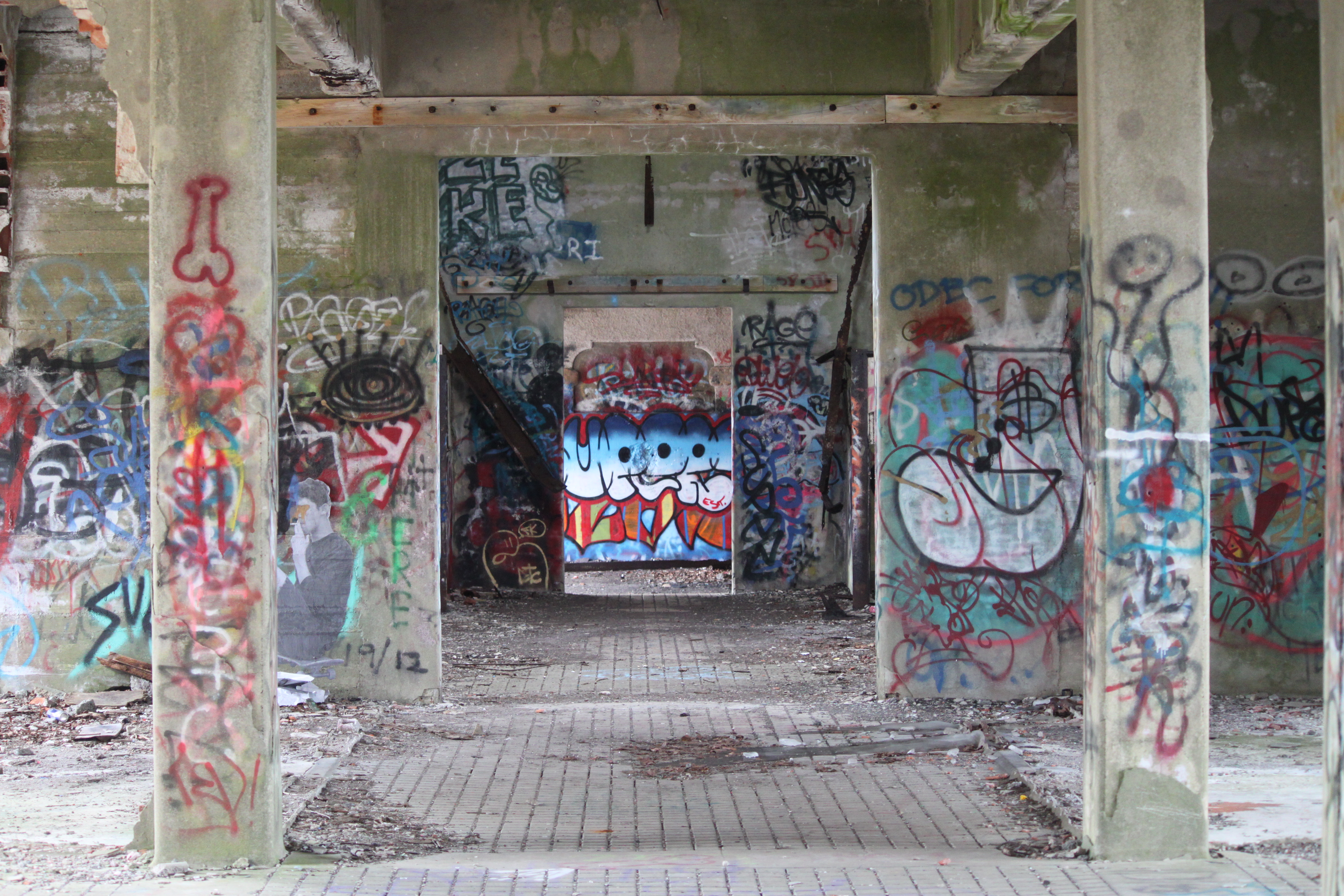 Home | brendan-maddock-art