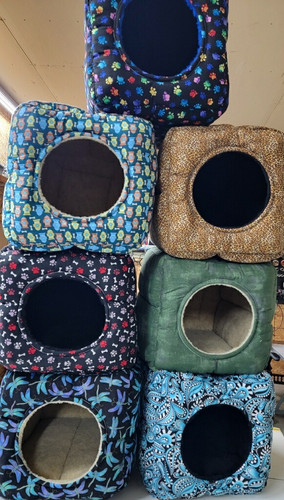 Cube Beds | Critter Beds