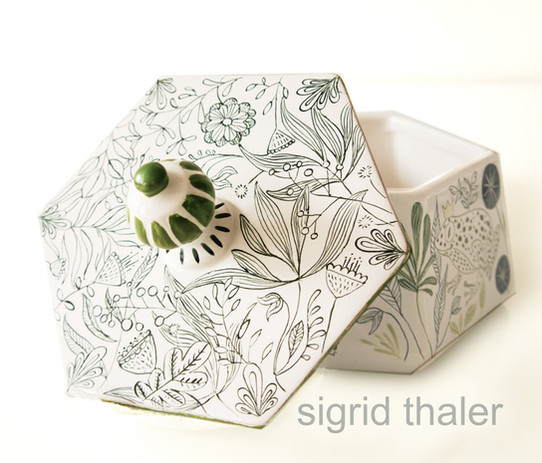 Modern Porcelain Painting | Sigrid Thaler Artist