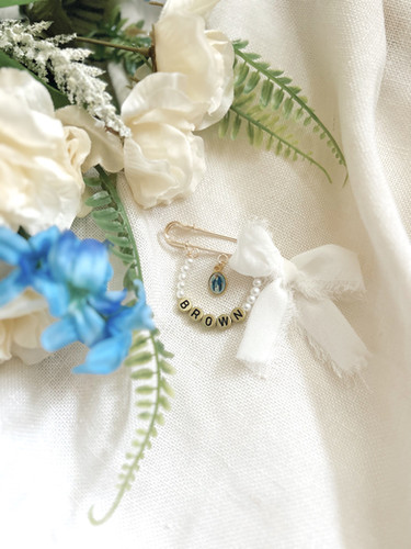 Looped Customizable Pin | Open Book