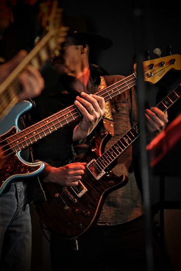 GALLERY | Sixgunsally