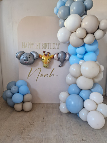 4.5ft Noahs Ark | Balloon Guys