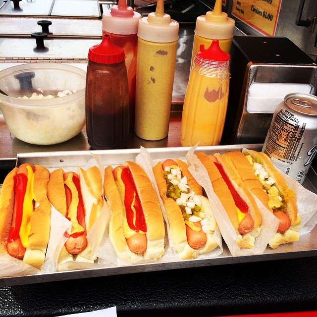 Home | Puppy Love Hot Dogs