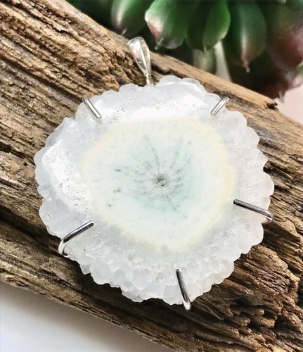 Solar Quartz Pendant | VStudstill Designs