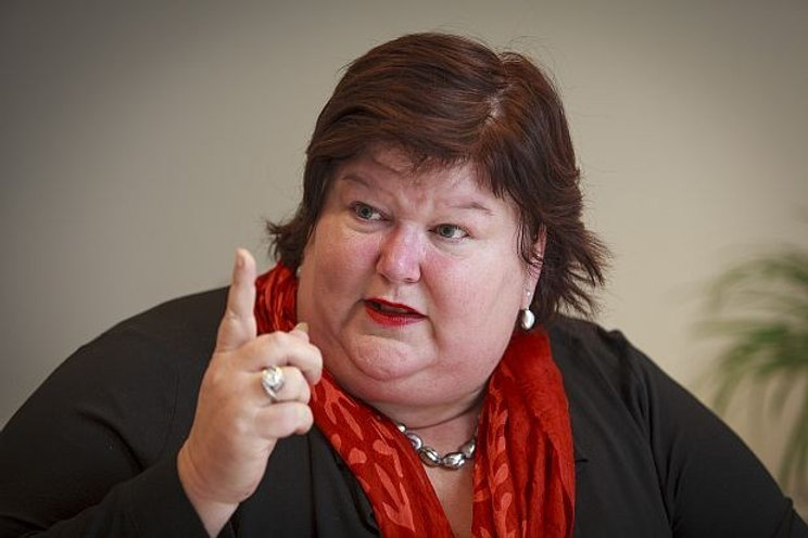 Dossier SANTENS/AG : ingebrekestelling Maggie De Block : erken Q-EEG
