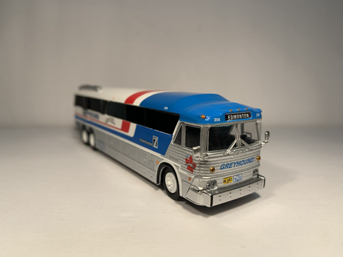 87-0254 / 1:87 MCI MC-7 Greyhound Freighter “EDMONTON ” GPX Parcel ...