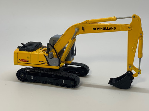 New Holland E215B / 1:87 HO scale excavator | Flagstop Hobbies