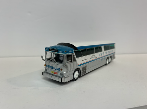 87-0182 / 1:87 HO MCI MC-7 Greyhound Lines “VANCOUVER BC” by Iconic ...