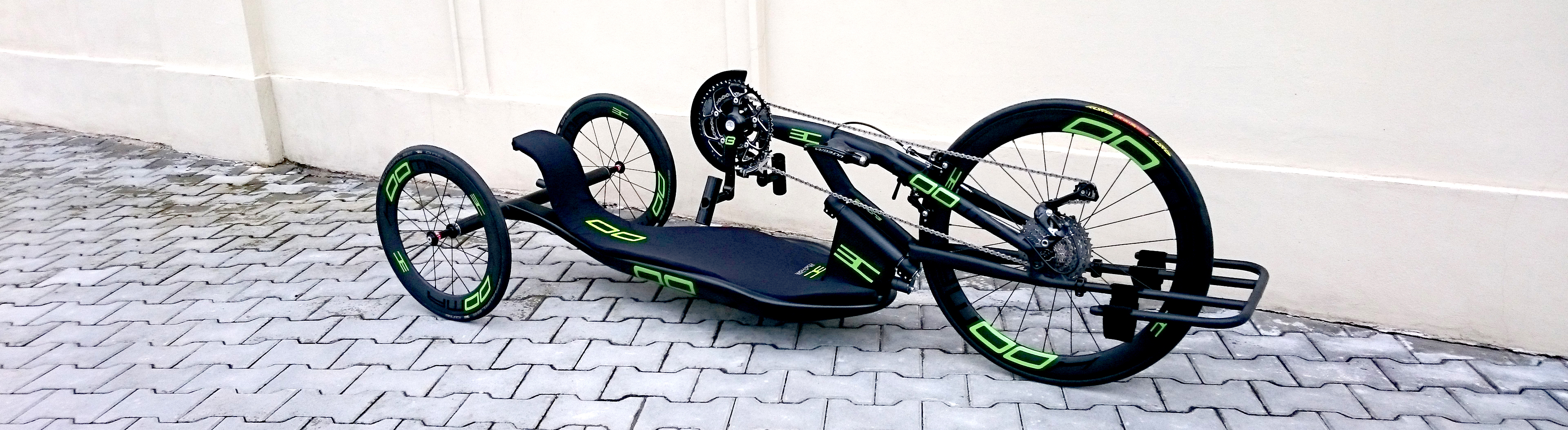 Blade Custom, carbon handbike Kooma