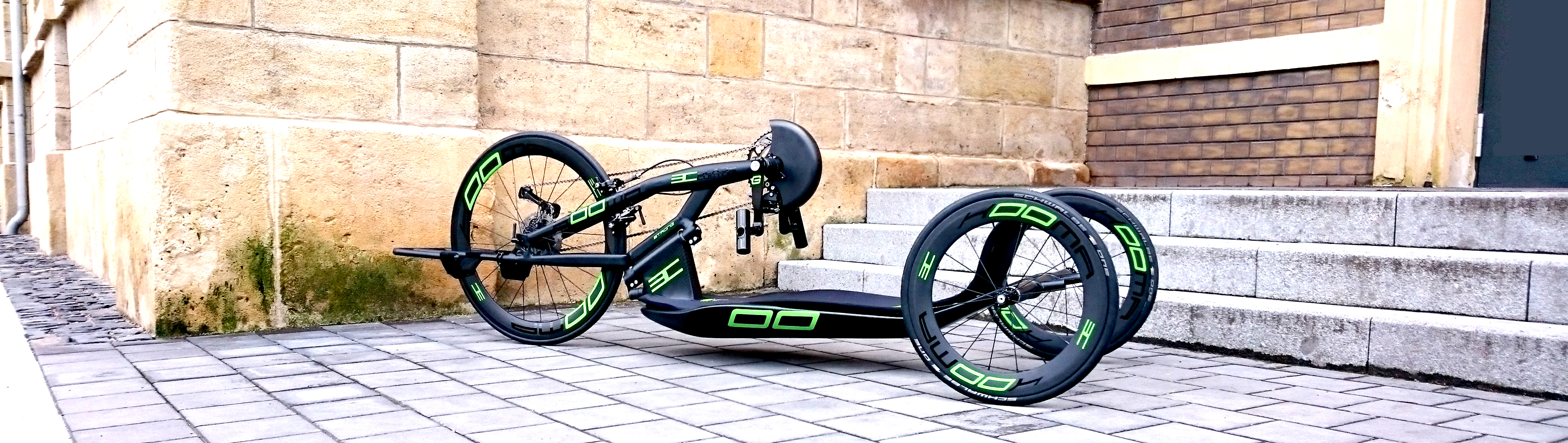 Blade Custom, carbon handbike Kooma