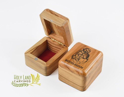Olive Wood Rosary Box, Jewelry Box with Engraved Holy Family | Holy ...