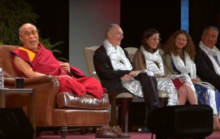 NXIVM-Meet the Sisters, Sara and Clare Bronfman.